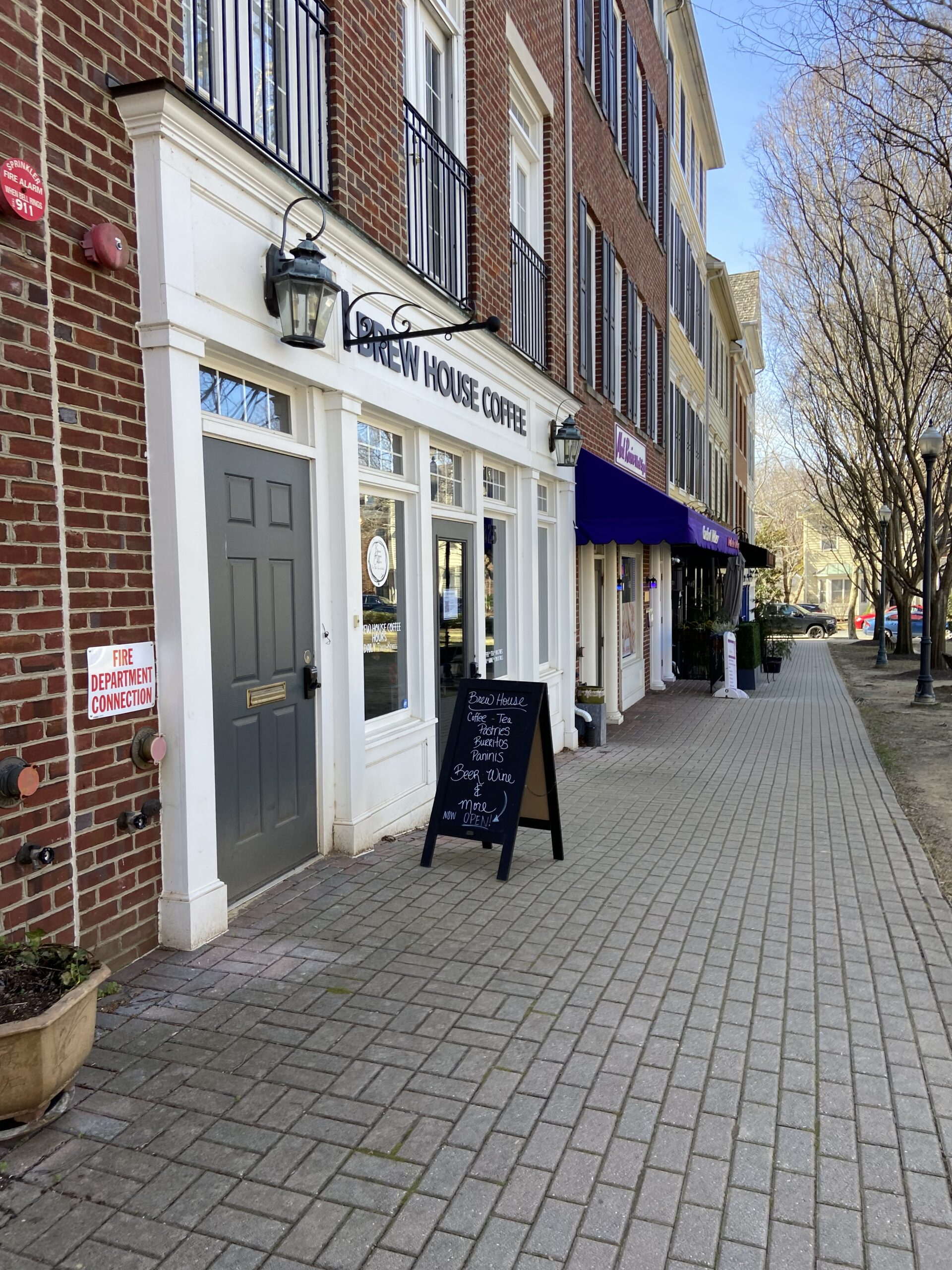 Brew House Coffee Kentlands | Cozy Coffee Shop in Maryland